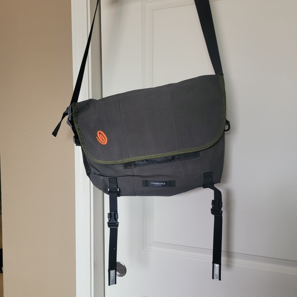 Timbuk2 | Bags | Timbuk2 San Francisco Flight Classic Messenger Bag ...